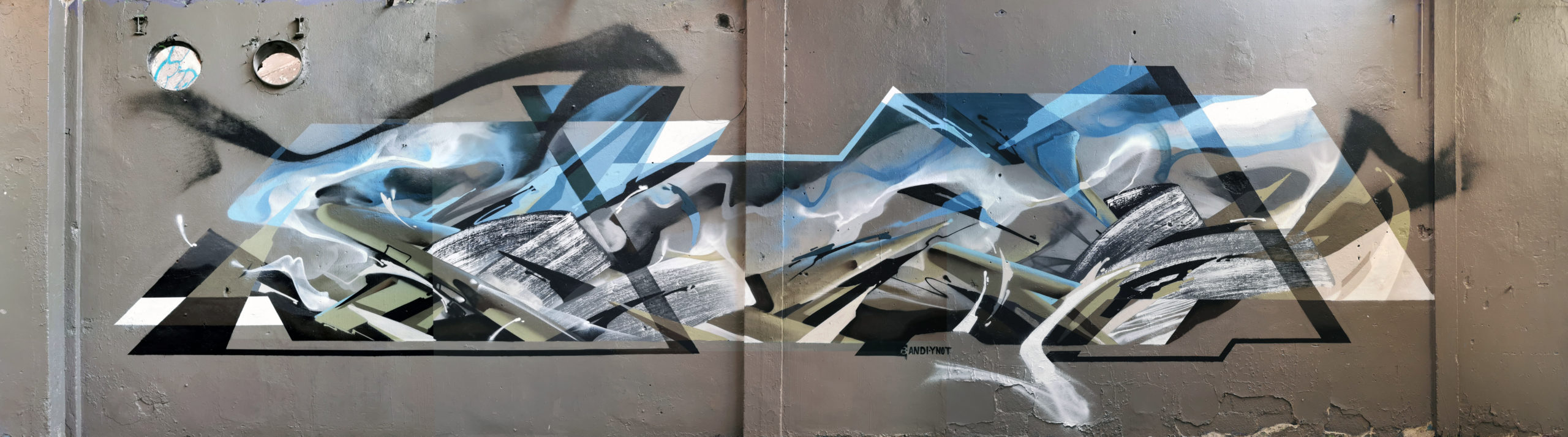 Graffiti à Lyon avec Ynot - Nadib Bandi Graffiti mural